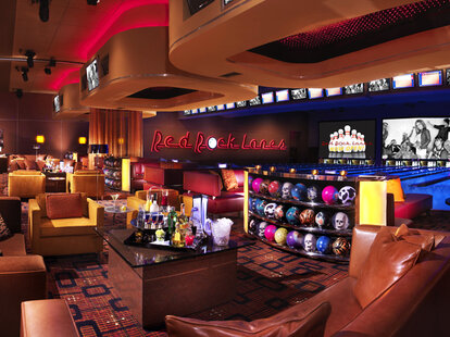 Red Rock Lanes VIP Suite - Entertainment - Thrillist Las Vegas