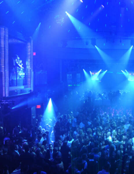 LIV Nightclub at The Fontainebleau - Drink - Thrillist Miami