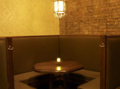 Bar DeVille - Drink - Thrillist Chicago