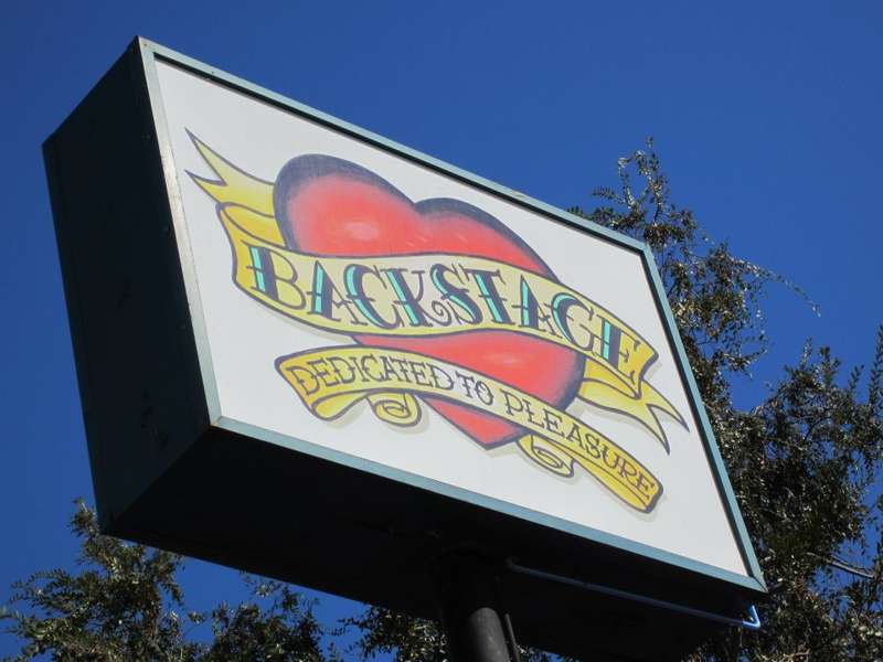 Backstage Bar & Grill: A Bar in Culver City, CA - Thrillist