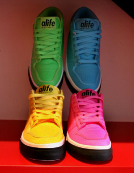 Alife Everybody Mid - Own - Thrillist Chicago