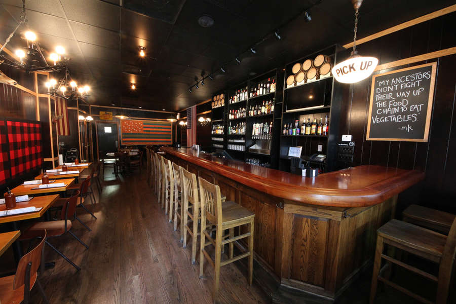 County Barbeque: A Bar in Chicago, IL - Thrillist