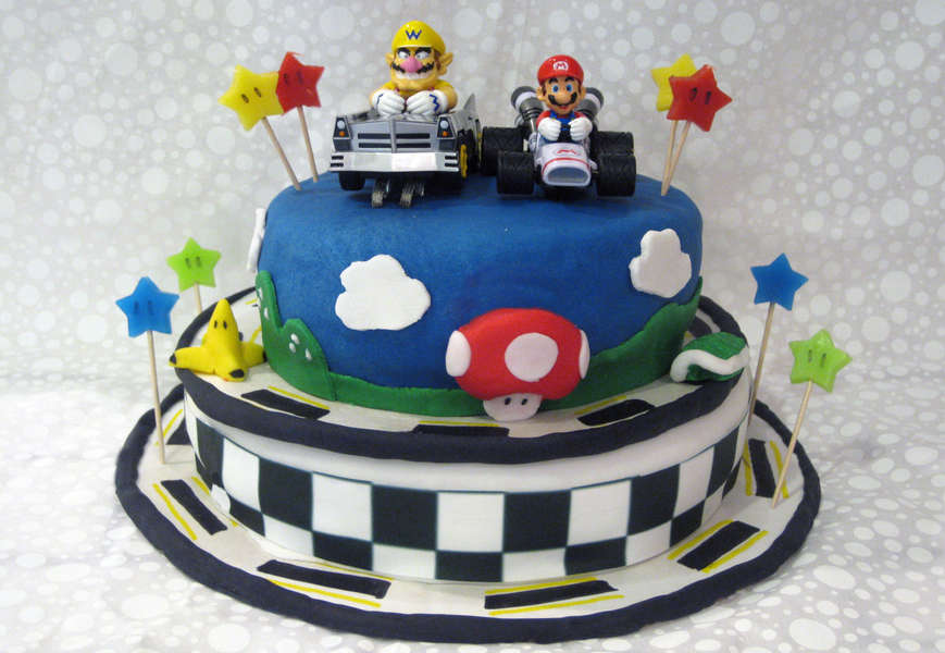 10 old-school video game cakes that'll make you want to eat your ...