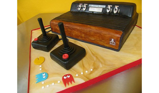 10 old-school video game cakes that'll make you want to eat your ...