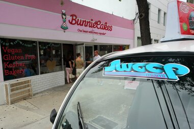 Swoop Miami - A Free Ride to 5 of Miami's Best Restaurants - Thrillist ...