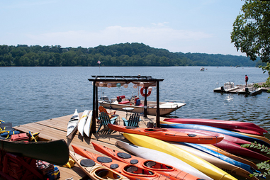 Places to Visit in DC - Travel Guide to Entertain Visitors - Thrillist