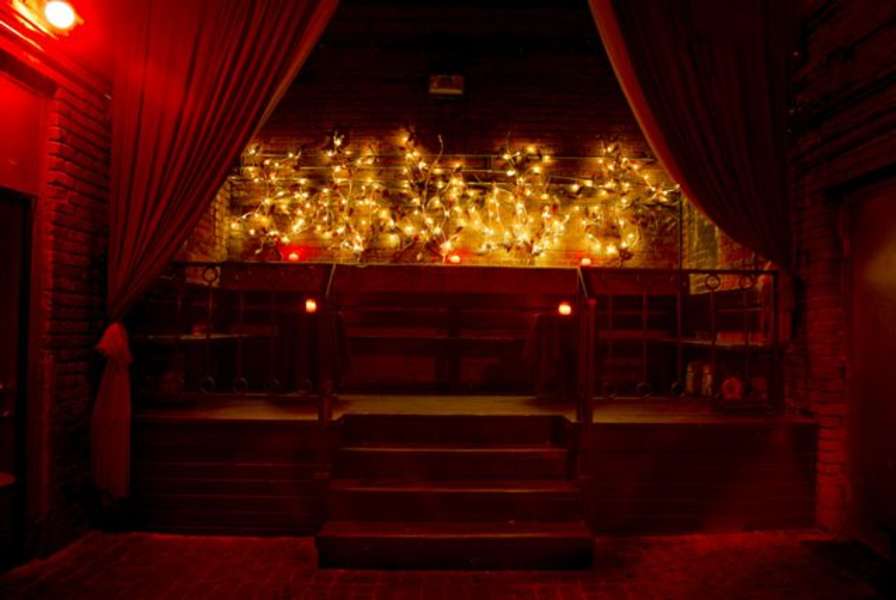 Dragonfly Bar: A Bar in Hollywood, CA - Thrillist