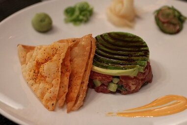 The definitive ranking of the best steakhouse sides and starters ...