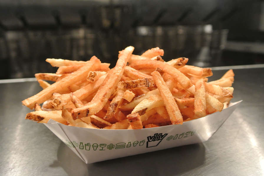 Shake Shack's new "fresh fries": Fans react on Twitter and Facebook ...