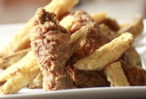 Fryer Tuck Chicken: A Portland, OR Restaurant.