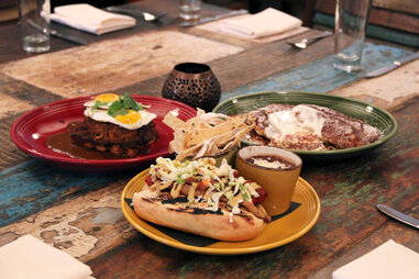 Burro Brunch - Eat - Thrillist Boston