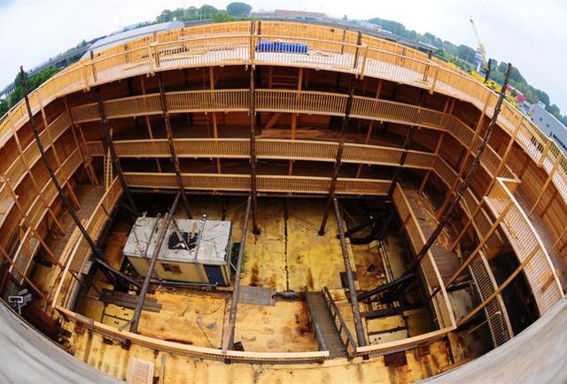 Dutchman Johan Huibers' Replica of Noah's Ark Opens Doors to Public ...