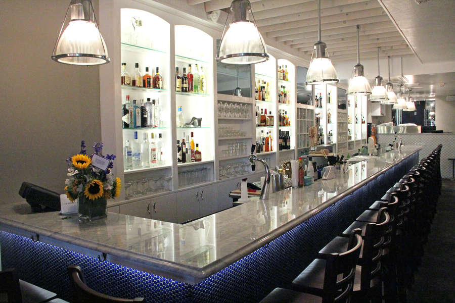 The Eddy Bar at Hank's on the Hill - Drink - Thrillist Washington DC