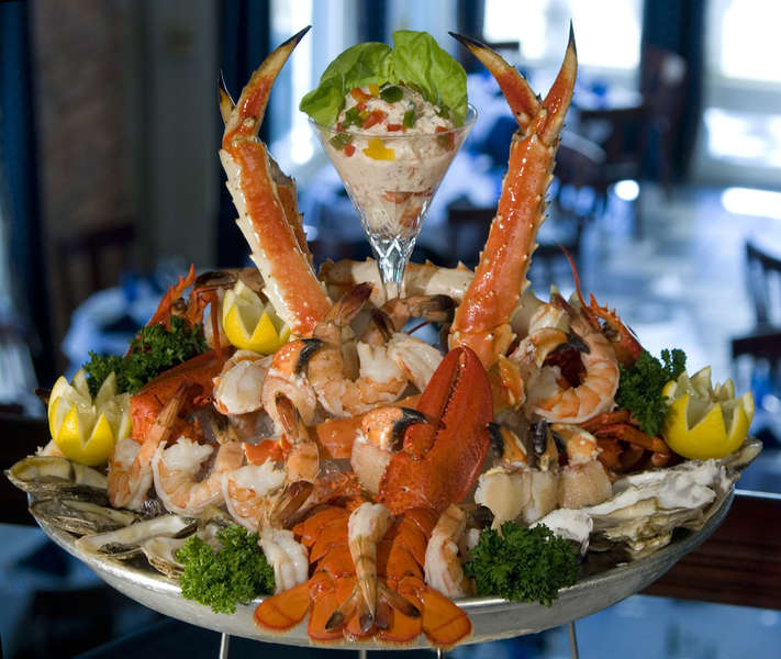 R2L's Hot + Cold Seafood Platter - Eat - Thrillist Philadelphia