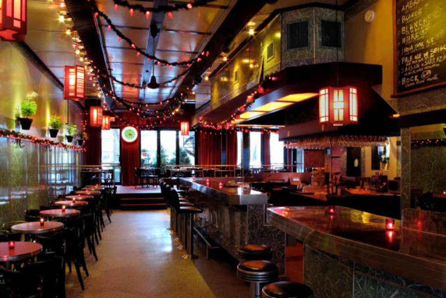 Le Cheval Blanc: A Bar in Montréal, QC - Thrillist
