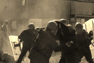 Learn Crowd Control and Angry Mob Management from Riot Training ...