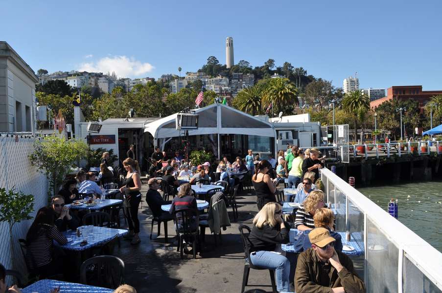 Pier 23 Cafe: A Bar in San Francisco, CA - Thrillist