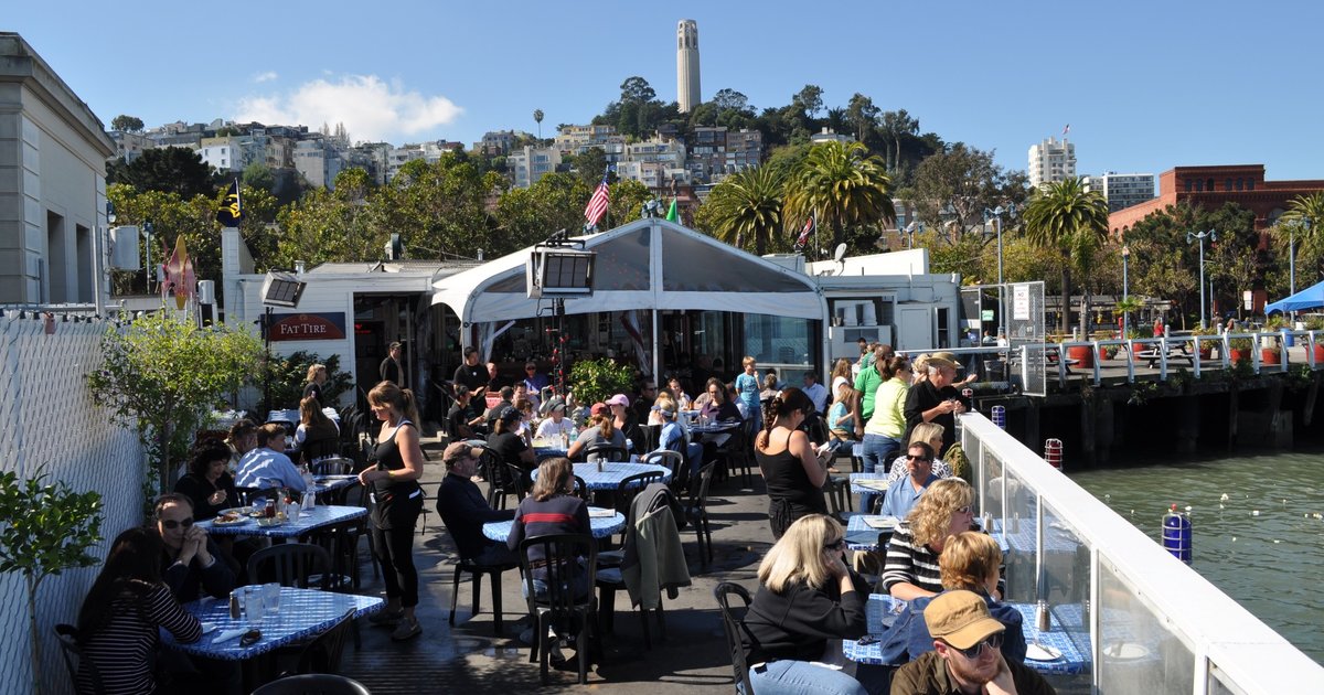 Pier 23 Cafe: A San Francisco, CA Bar.