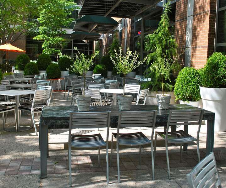 The Spence: A Restaurant in Atlanta, GA - Thrillist