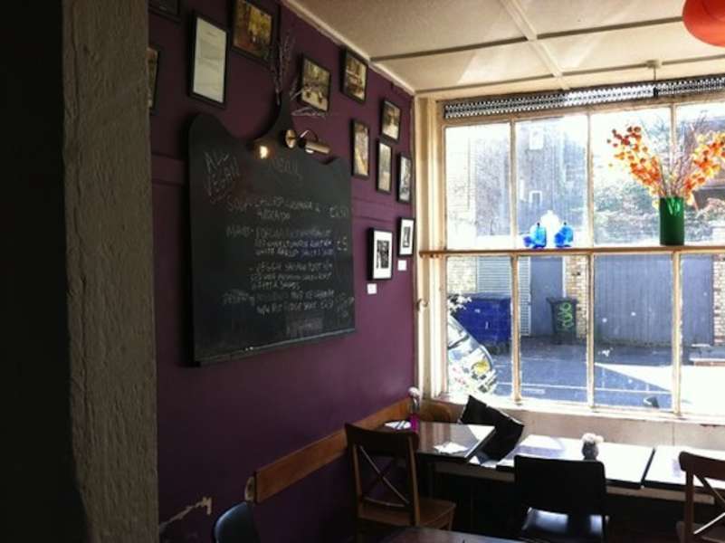 Bonnington Cafe: A Restaurant in London, Greater London - Thrillist