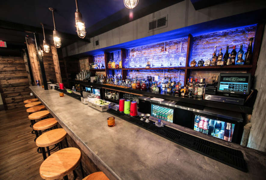 El Centro: A Bar in Washington, D.C. - Thrillist