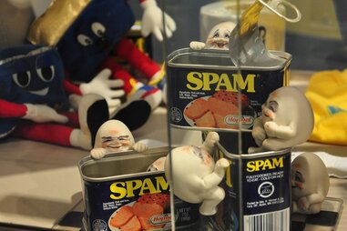Food Museums - Spam Museum, Pez Museum - Thrillist Nation
