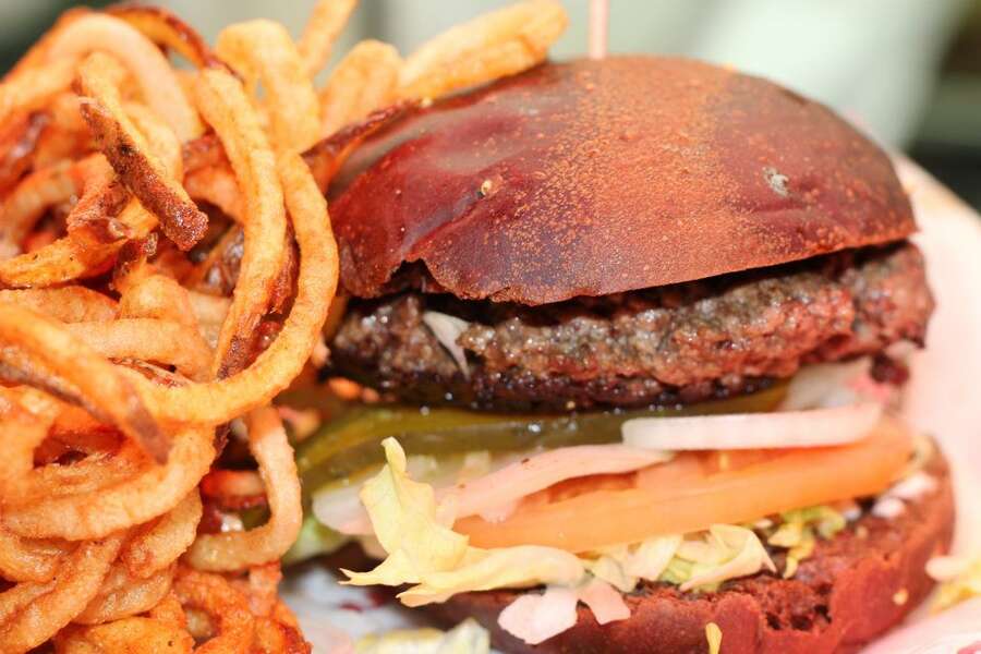 Jukebox Burgers et Bar Laitier: A Restaurant in Dollard-Des Ormeaux, QC ...