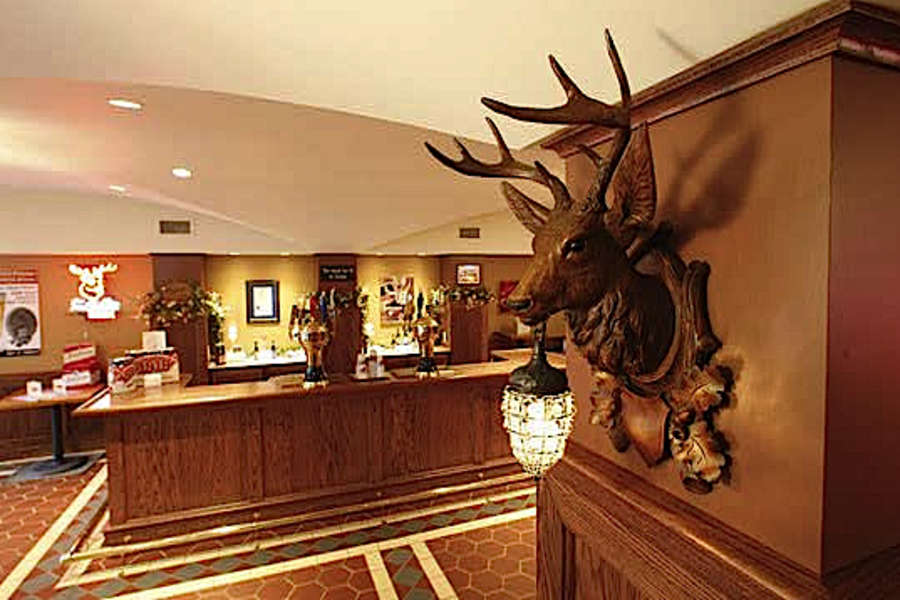 August Schell Brewing Company: A Bar in New Ulm, MN - Thrillist