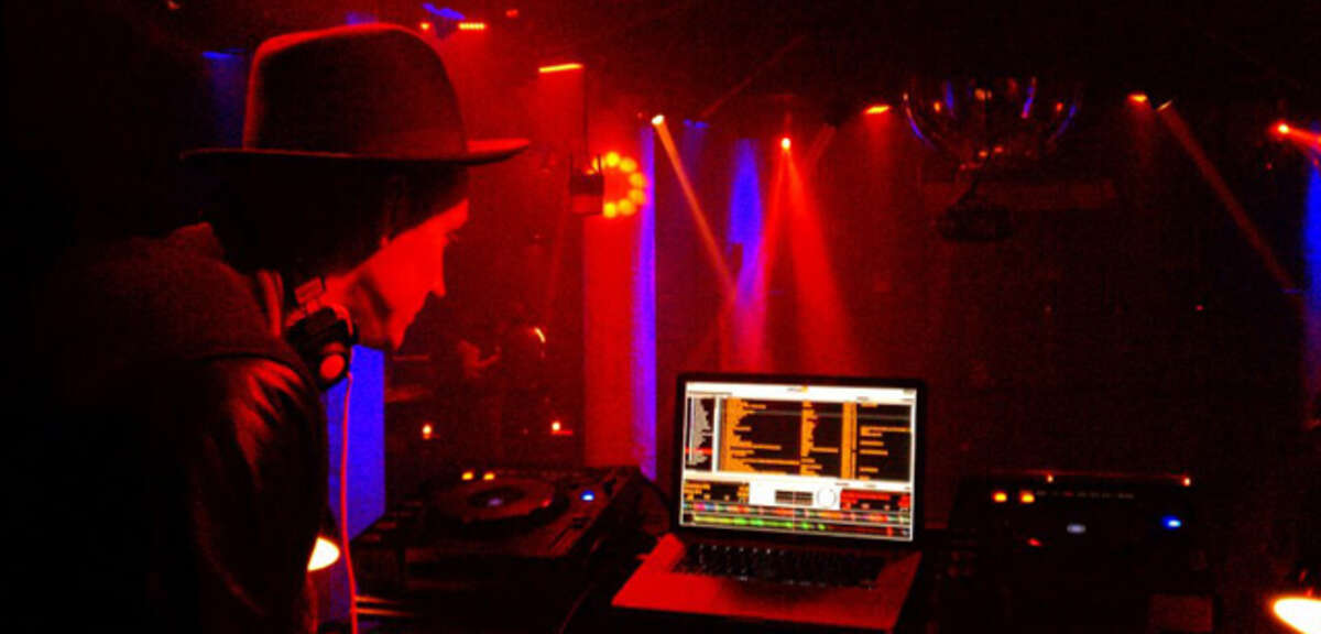 $20: 3hr All-You-Can-Drink Rave in Wburg - Entertainment - Thrillist ...