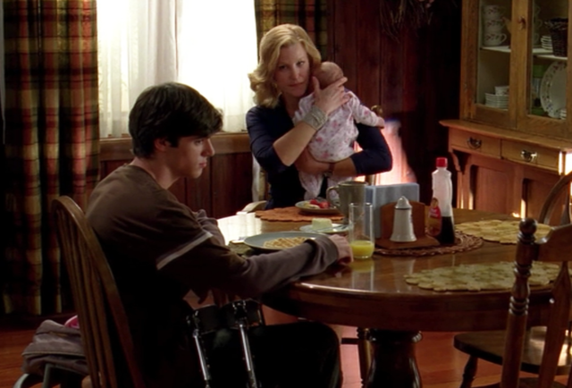 Walt Jr breakfast "No Mas" Breaking Bad