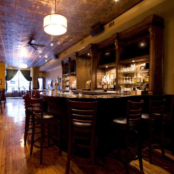 Clover Sports & Leisure: A Bar in Chicago, IL - Thrillist